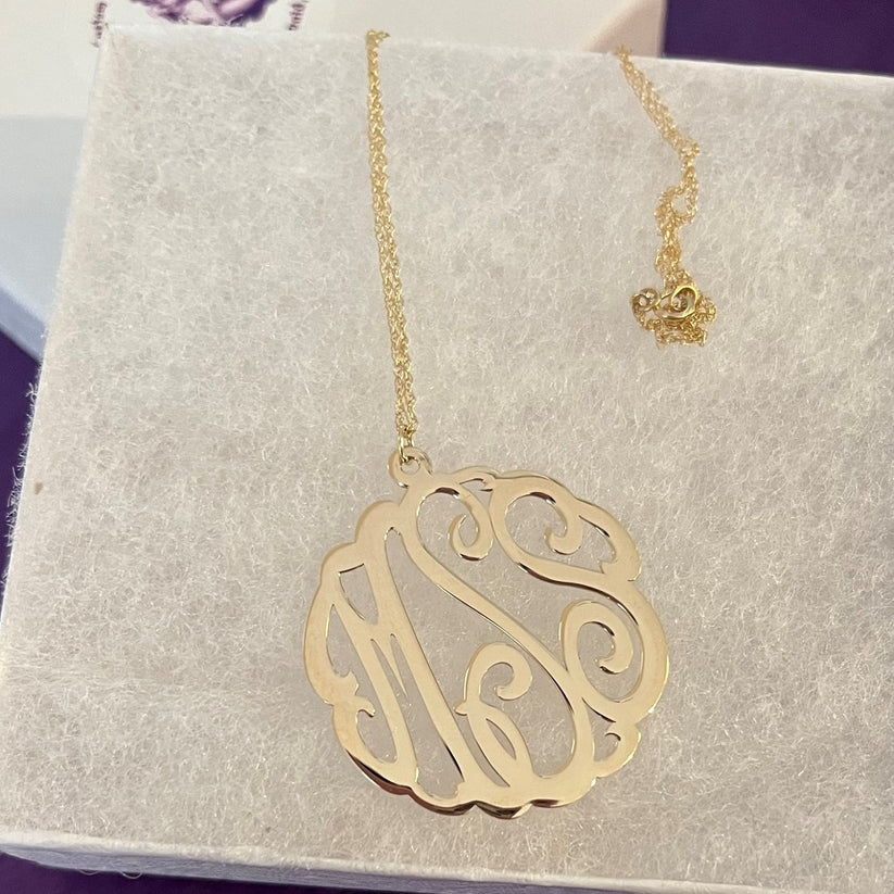 14K Gold Script Monogram Necklace – Be Monogrammed