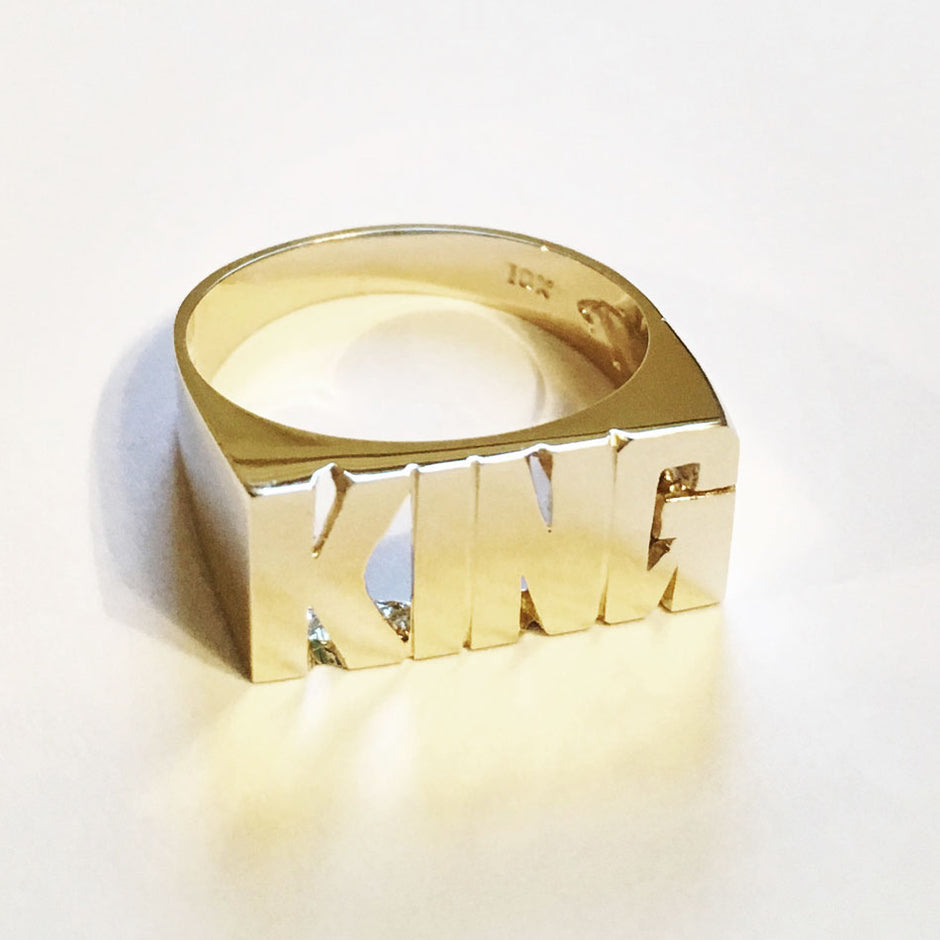Name Rings – Be Monogrammed