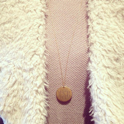 Antiqued Large Gold Disc Initial Necklace – Be Monogrammed